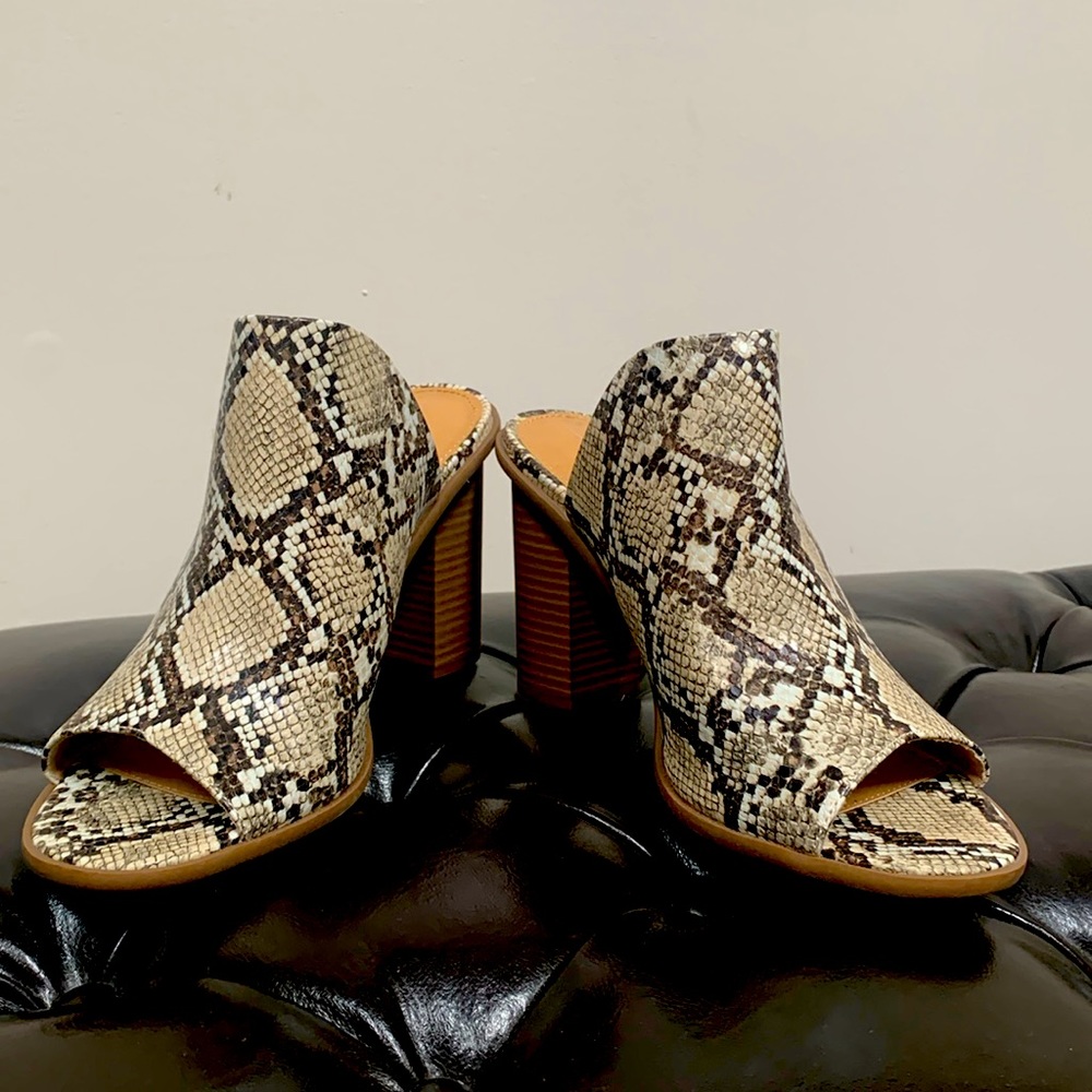 Classy Faux Snakeskin Mules - Gem